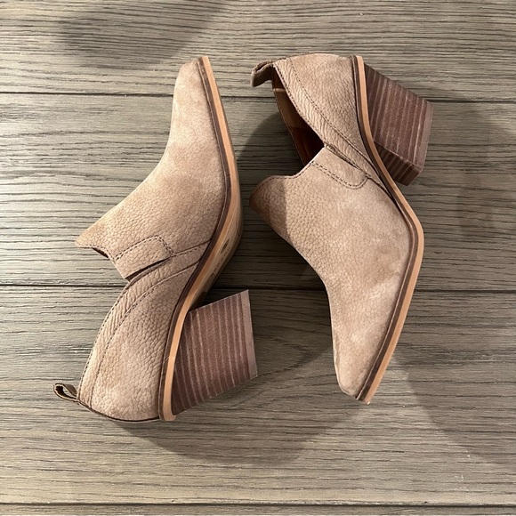 Lucky Brand | Shoes | Lucky Brand Vienna Booties Taupe Suede 7m | Poshmark